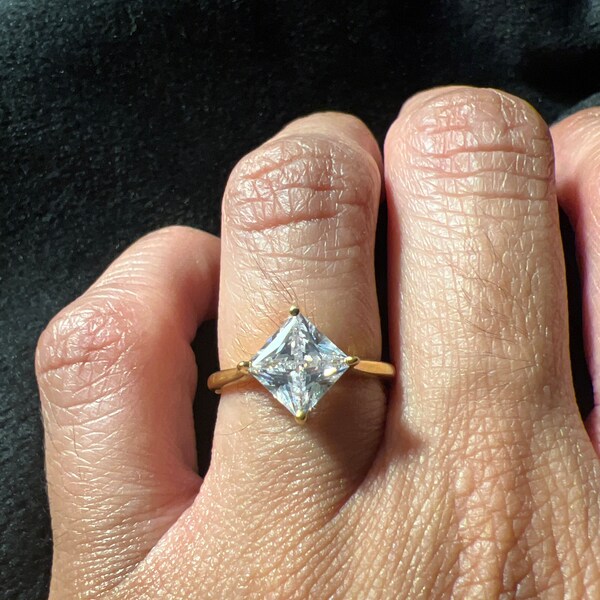 Unique Kite Setting 7MM Princess Cut Diamond Engagement Ring, 925 ...