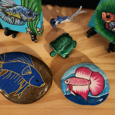 Hand-painted Betta Fish Art Stone Colorful Aquatic Decor, Unique Rock ...