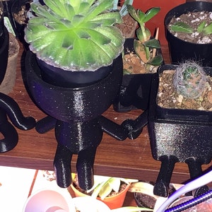 UFO Planter Flying Saucer Pot Cute Alien Spaceship Planter | Etsy