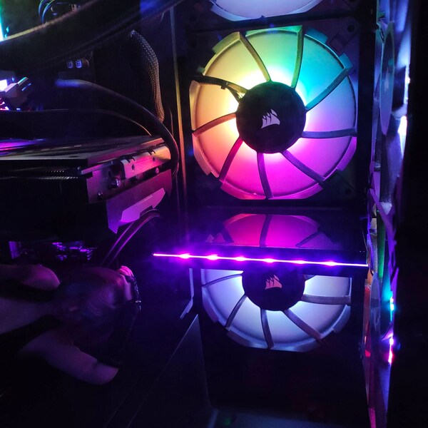 Shelf 3 - RGB Floating PC Shelf for Figure - 120mm 140mm Fan ...