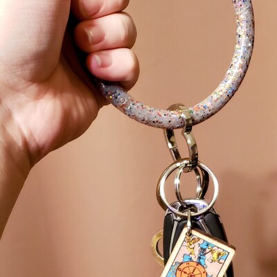 Keychain Bracelet Silicone Key Ring Key Loop Silicone Bangle Keychain ...