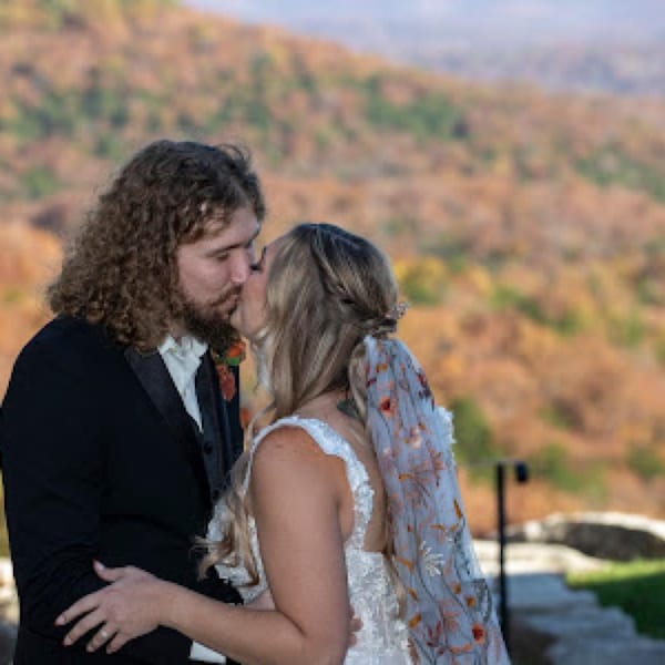 Wildflower Veil for Bride, Secret Garden Wedding Veil, Colorful Floral ...