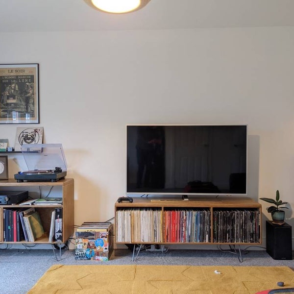 Mid Century Modern Record Player Table / Vinyl Records Storage Unit ...