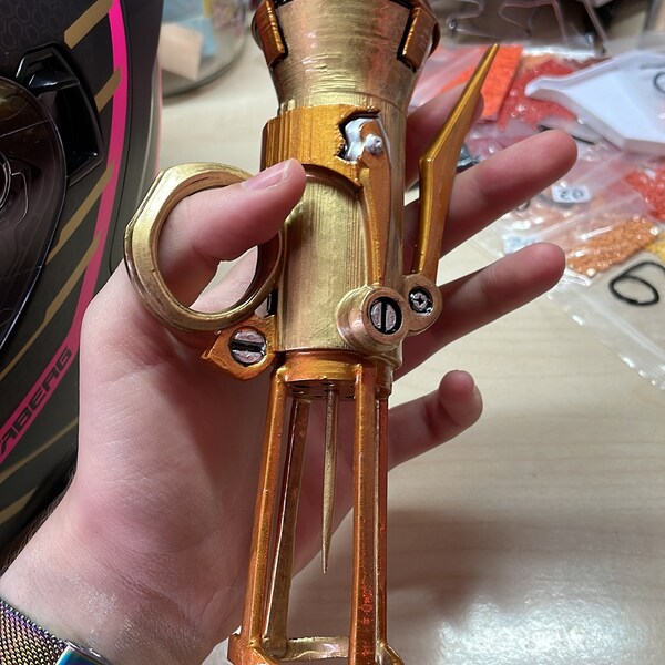 ARCANE League of Legends: Silco's Eye Syringe Prop Replica - Etsy