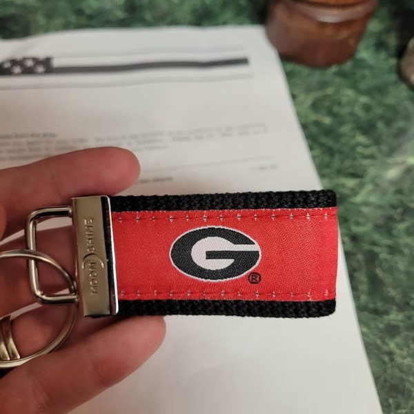 University of Georgia Bulldogs Web Key Chains - Etsy