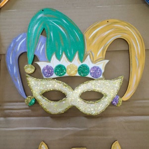 Unfinished Wood Mardi Gras Mask With Jester Hat Laser Cutout, Home ...