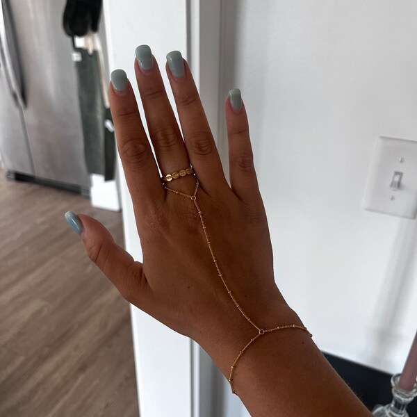 Beaded Hand Chain / Ring Bracelet in 14/20 Gold-fill - Etsy