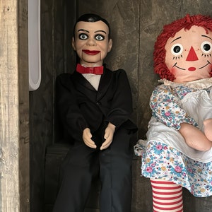 Thirteen Ghosts the Jackal Cage Replica Prop - Etsy