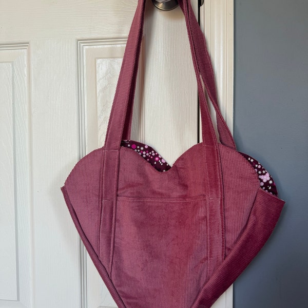 Fully Lined Heart Shaped Tote Bag With Pockets - PDF Sewing Pattern ...