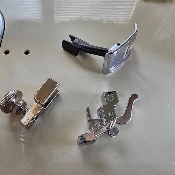 Vintage Singer Featherweight 221 Sewing Machine May 24, 1938 ...