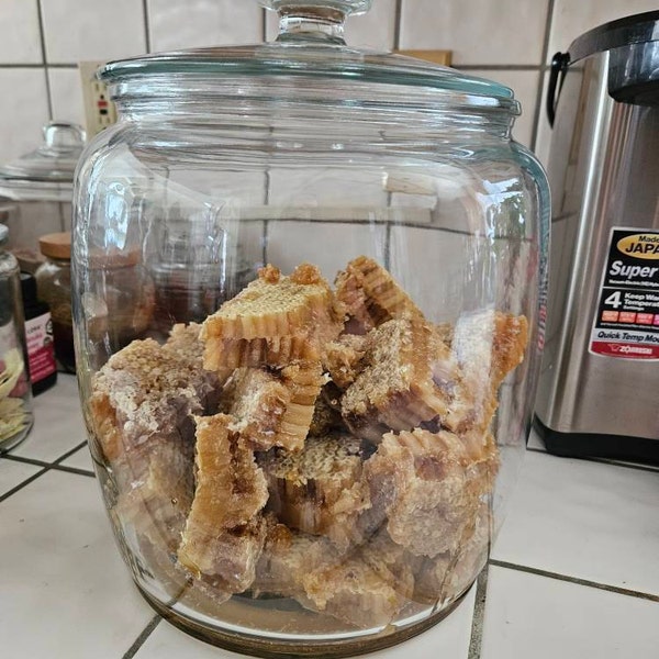 Raw Honeycomb 2024 (full Frame) 4 Lb 6 Oz | Wildflower Honeycomb | Pure ...