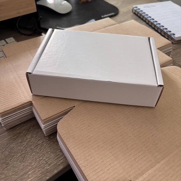 15 X Green Corrugated Cardboard Shipping Boxes, Royal Mail Small Parcel ...