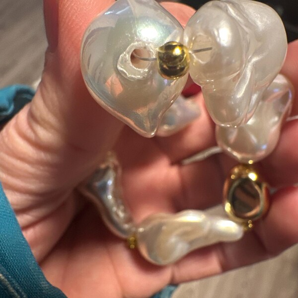 Zircon Stone V-design VIP Stainless Steel Necklace – Modern Gold ...