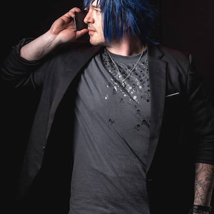 Noctis Skulls T-shirt - Bold, Edgy, and Unique Final Fantasy Noctis ...