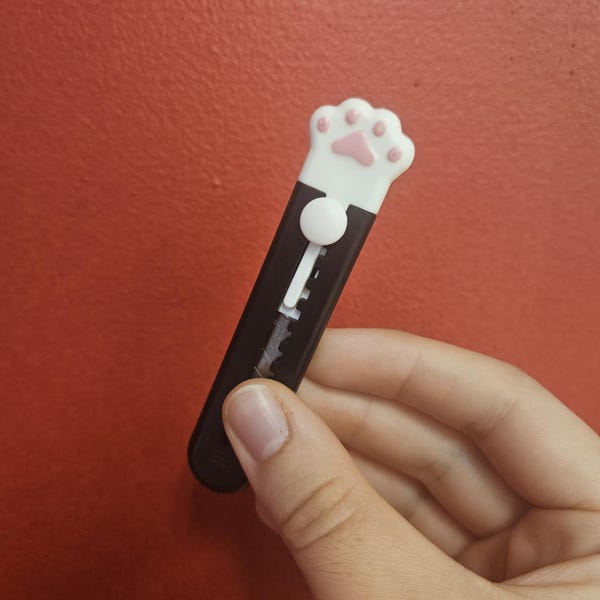Kawaii Cute Cat Mini Paw Box Cutter, Retractable Safety Tool, Utility ...