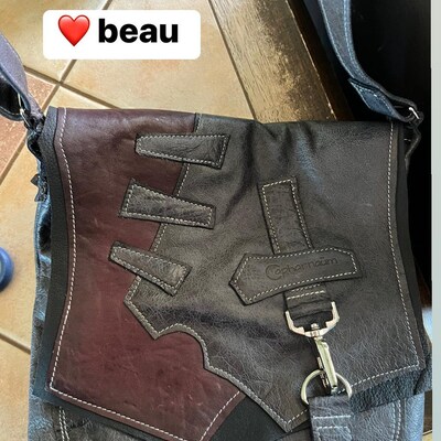 Sac De Cuir Italien Souple Brun. Bourse De Cuir Rustique. Bandoulière ...