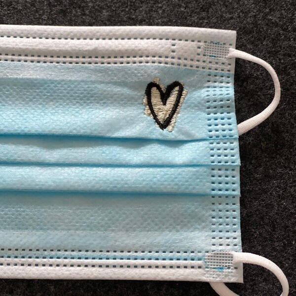 Mini Heart Machine Embroidery Design Painted Heart Heart Satin Outline ...