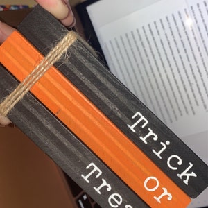 Halloween Small Wood Signs Halloween Decor Hand-Painted | Etsy