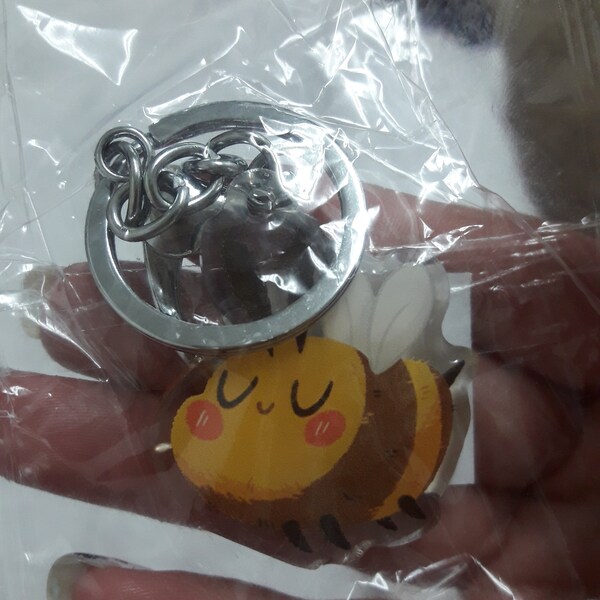 Chubby Bees Acrylic Keychains 1.5 in Double-sided Bumblebee Charm Cute ...
