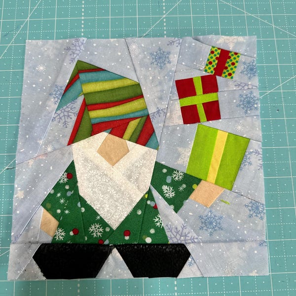 GNOME WITH GIFTS Paper Pieced Block Pattern in Pdf - Etsy