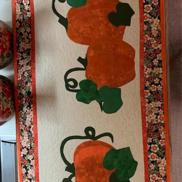 Pumpkin Patch Table Runner Pattern - Etsy