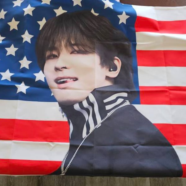 Stray Kids Felix Abs Flag Banner, Felix American Flag Tapestry, Stray ...
