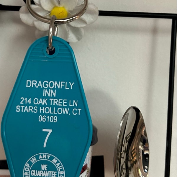 Dragonfly Inn Key Fob - Etsy