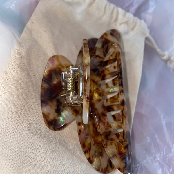 Wavy Hair Claw Clip, Large Wavy Hair Clip, Tortoise Shell Hair Clip ...