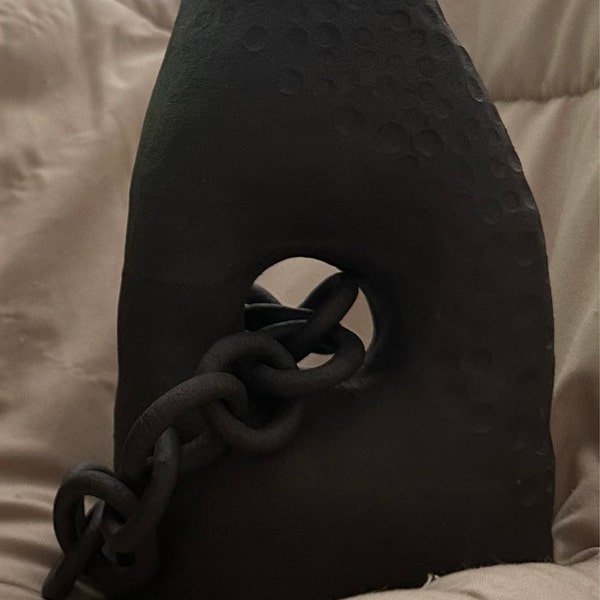 Asymmetric Ceramic Chain Vase, Handmade Vase, Sculptural Modern Chain ...