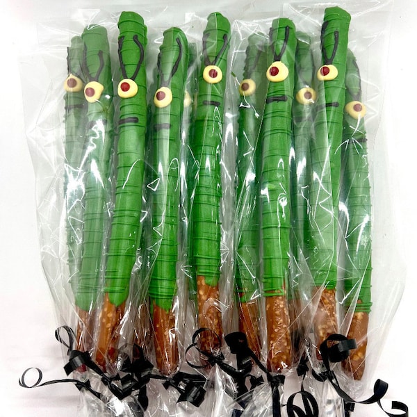 1 Dozen Chocolate Covered Pretzel Rods / Plankton / Spongebob Theme - Etsy