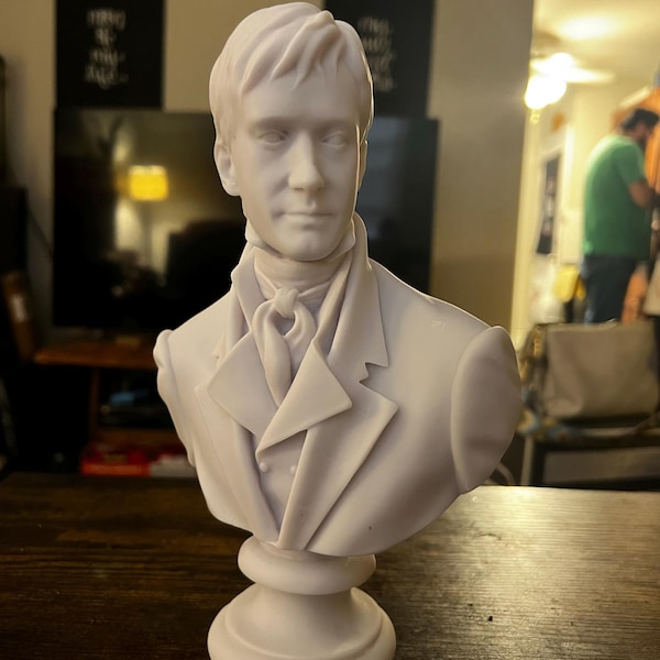 Mr. Darcy & Elizabeth Bennet Bust Statue, 25cm / 10 Inch - Pride and ...