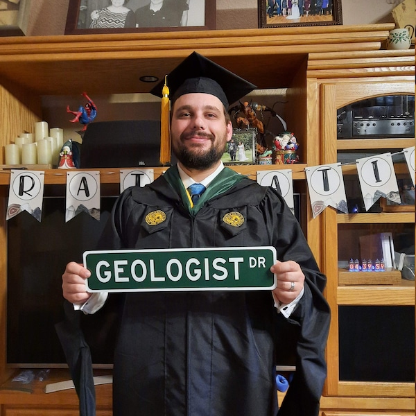Geologist, Geologist Gift, Geologist Sign, Geology Studies, Rock ...