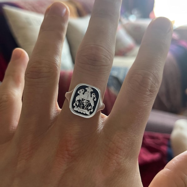 Coat of Arms Signet Ring, Family Crest Pinky Ring Men, Custom Clan ...