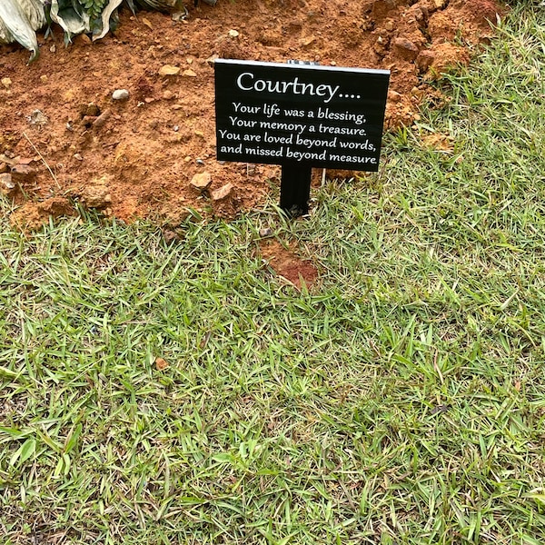 Engraved Memorial Graveside Sign: Personalized Remembrance Plaque - Etsy