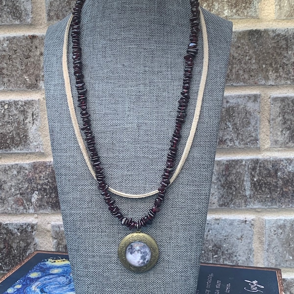 Yellow Cat's Eye - Glass Image Cabochon - Choice of 12mm, 16mm, 18mm ...