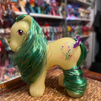 HQG1C Red Sea Rose Sea Pony Adult G1 Pony WITH Shell Classic - Etsy