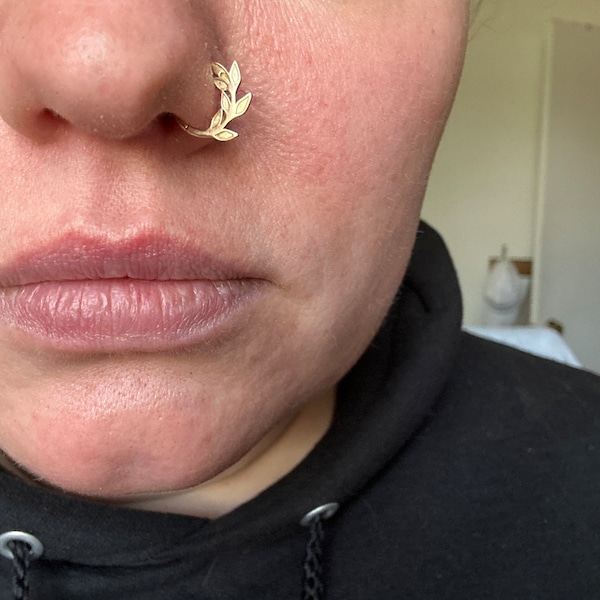 14K Solid Gold Leaf Hoop Clicker Ring, Septum Daith Ear Piercing ...