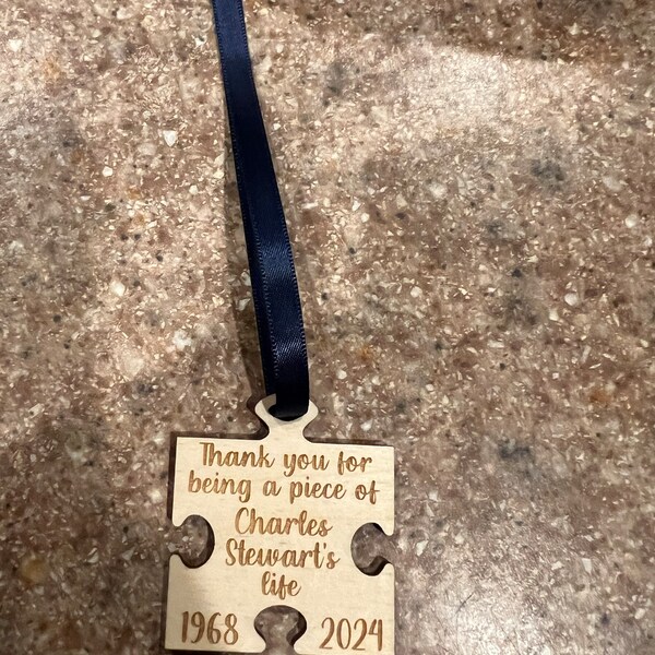 Personalized Puzzle Piece Celebration of Life Keepsake, Memorial ...