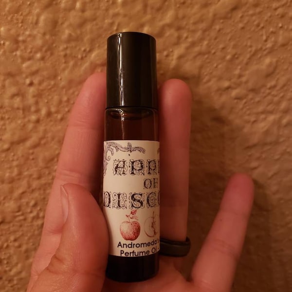Apple of Discord - Apple, Sage, Amber - Rollerball Perfume Oil - Vegan ...