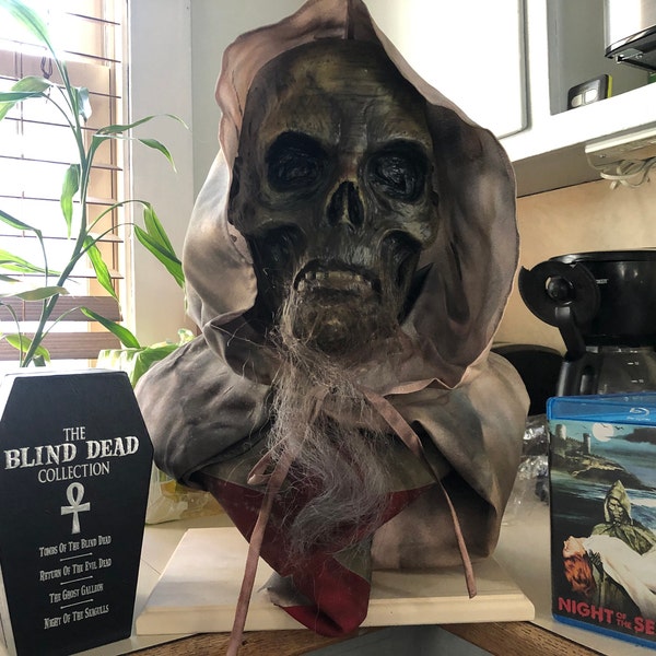 Tombs of the Blind Templar Zombie Halloween Bust - Etsy