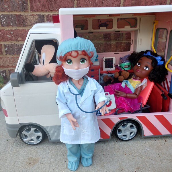 Six Piece Doctor Surgeon Set With Mask, Lab Coat, Scrubs, Booties and ...