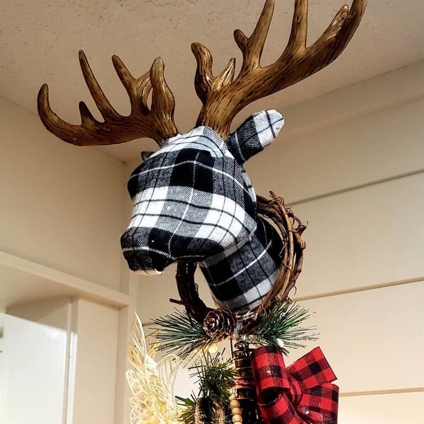 Buffalo Check Deer Wreath Center Black and White Plaid Rustic Head With ...