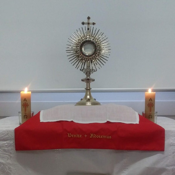 Priest Paper Doll Printable | Miniature Vestments | Catechesis Activity ...