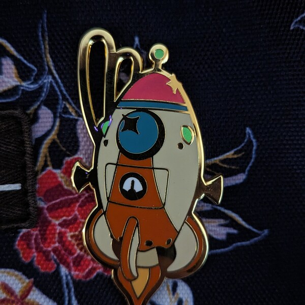 Pikmin 4 - Glow Pikmin Hard Enamel Pin - 1.25 Inches - Etsy