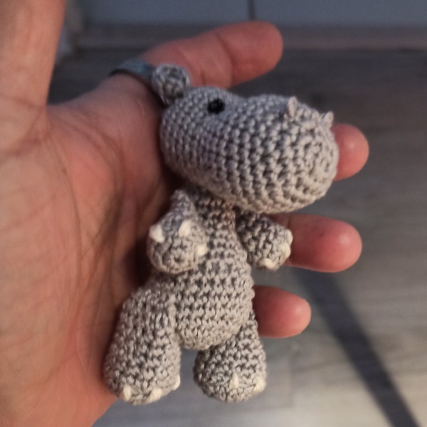 Mini Hippo Amigurumi Pattern, Mini Crochet Hippo Tutorial, Crochet ...