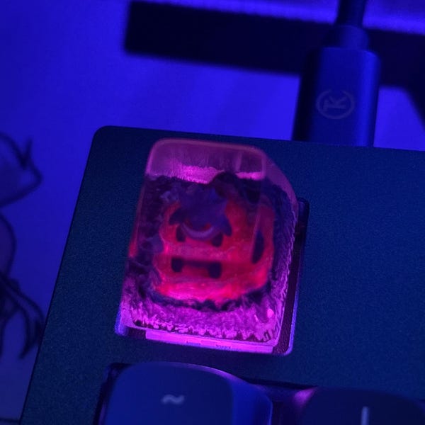Female Ghost Keycap, Halloween Keycaps, Ghost Keycap, Horror Keycaps ...