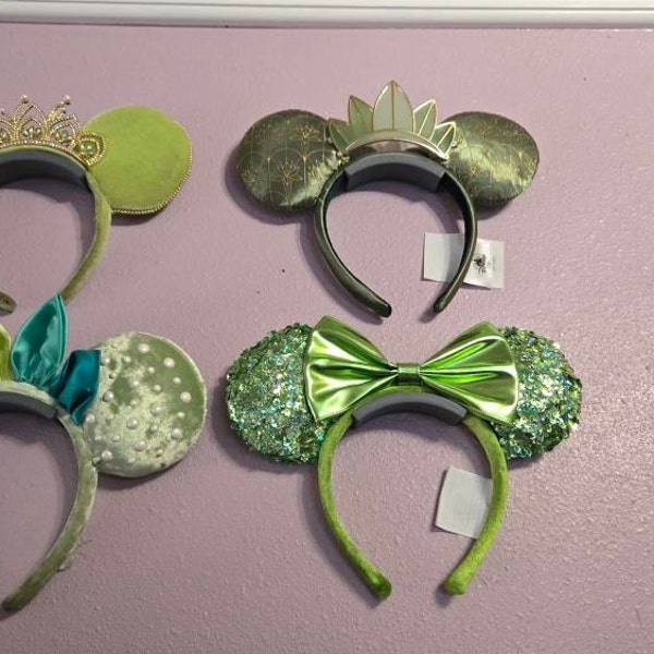 Disney Ears an Loungefly Wall Display - Etsy