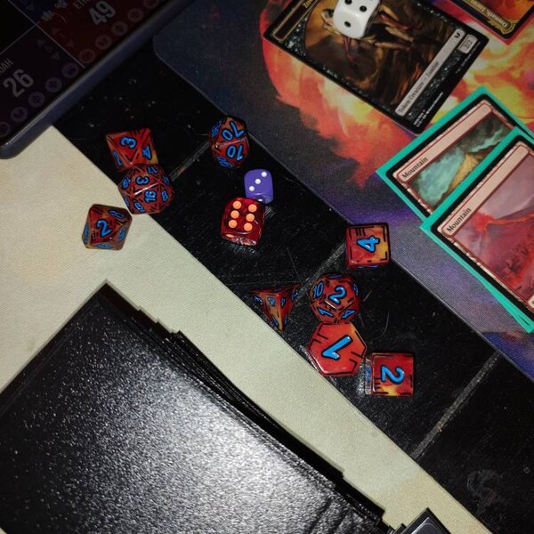 Borderlands Inspired Lilith extra Dice Dnd/dungeons and Dragons/rpg ...