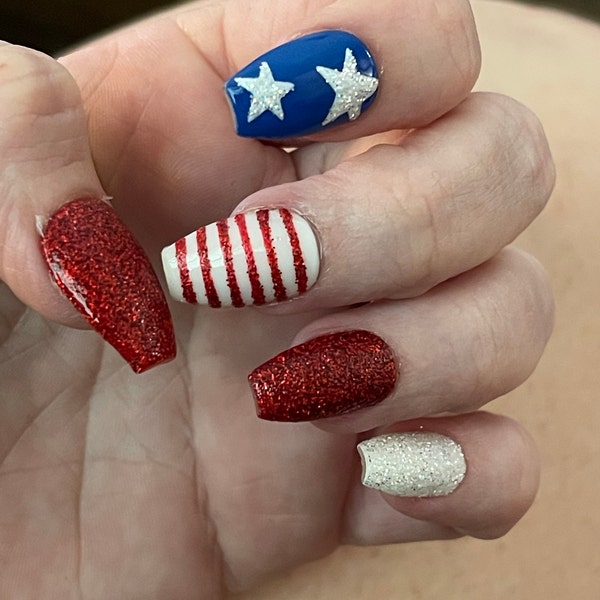 STAR SPANGLE | Sugar Glitter Press on Nails | Red/white/blue Nails ...