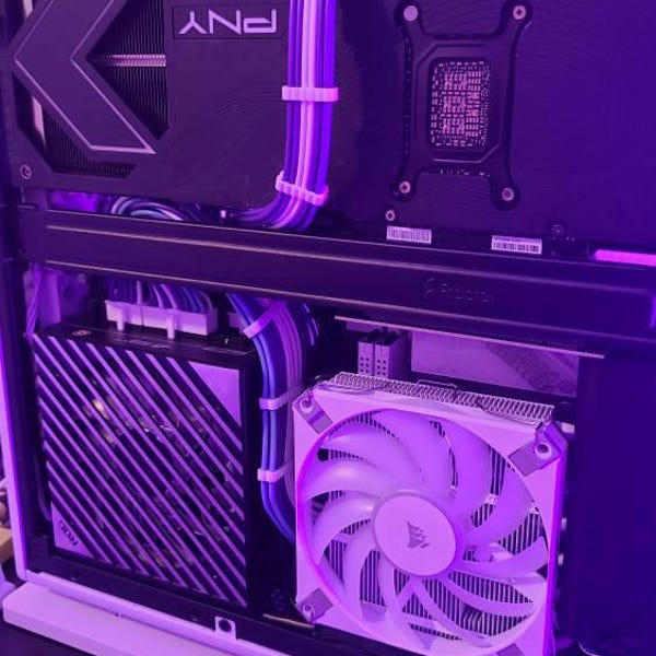 Custmoized Silver Mirrored RGB Gpu Backplate Pc Case Panel Argb Edge ...